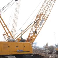 China XLC220 Crawler Crane 220Ton Suitable For Various Projects  Convenient For Lifting Heavy Objects During Construction for sale