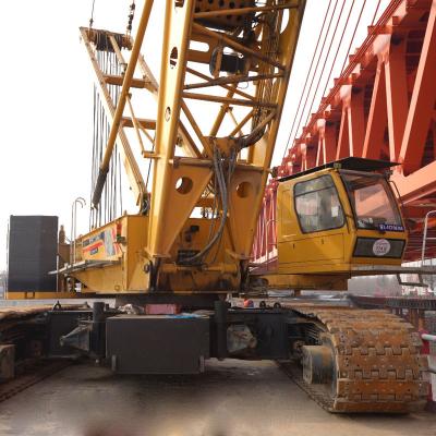 China Fully Enclosed With Air Conditioning Cabin Mobile Crane With 360 Degrees Rotation And 180 Tons Maximum Lifting Capacity for sale