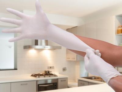 China Industrial White Latex Gloves Powdered Free / Disposable Latex Gloves for sale