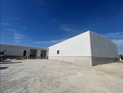 China Prefabricated Steel Frame Building with C/Z-Section Purlin Support - 1000sqm Minimum Order, 30-45 Day Delivery for sale