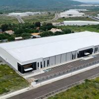 China Fast Assemble Steel Structure Workshop Economical Prefab Industrial Building Lightweight Steel Frame Column-Free for sale