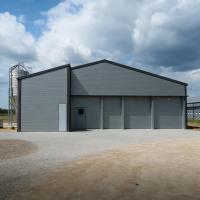 China Hot-Dip Galvanized Fast Assemble Steel Structure Chicken House Economical Prefab Poultry Shed Large Span for sale