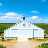 China Large-Scale Poultry Farming Thermal Insulation Fast Assemble Steel Structure Chicken House Economical Prefab Poultry Shed Layer Breeding for sale