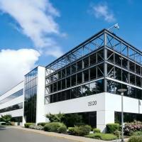 China Anti-Corrosion Multi-Storey Steel Structure Building 8-30m Span Q355 Steel Office Commercial Center for sale