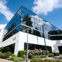 China Anti-Corrosion Multi-Storey Steel Structure Building 8-30m Span Q355 Steel Office Commercial Center for sale
