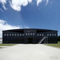 China Multi-storey Steel Structure Building Q355 Steel 800kg Load 8-30m Span Prefab Commercial Office for sale