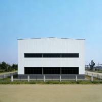 China Q355 Steel Prefabricated Large-Span Industrial Factory Building Fire-Retardant 8-40m Span for sale