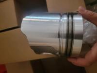 China Process Diesel Engine Piston CAT 3306 With High Precise Processing And Electroplating Surface for sale