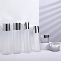 China Clear Frsoted PET bottles and jars with Shiny Sliver Cap in Customized Volume and Screw on Cap and  Pump Closures for sale