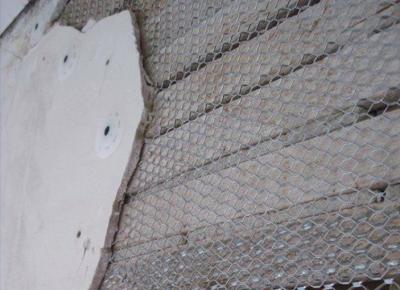 China Plaster Stucco Work Galvanized Expanded Mesh Wire Panels 0.7mm Thickness 7 X 15mm for sale