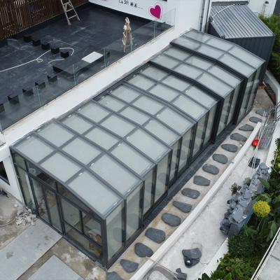China Aluminum Retractable Electric Roof for Patio Glass House & Sunroom-Durable Retractable Glass Sunroom Solution for sale