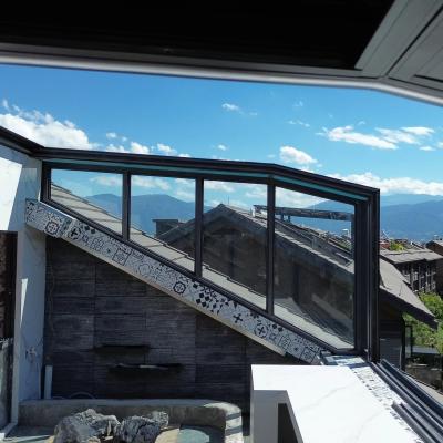 China Top Rated Anti UV/Rain/Snow Customized Retractable Sunroom Roof Tempered Glass Balcony Roof for Villa & Hotel 5-Year Warranty for sale