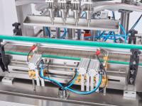 China 16-80 Valves Automatic Water Bottle Filling Machine for sale