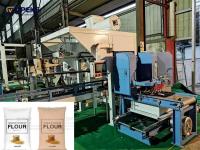 China Fully Stainless Steel PLC Controlled 5-50kg Automatic Weighing And Honey Filling Packing Machine for sale