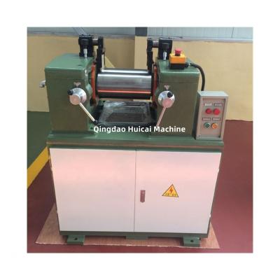 China 1-2 kg Compound Feeding Capacity XK-160 Mini Rubber Mixing Mill Laboratory Heated Two Roll Mill for sale