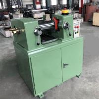 China Lab Heated Rubber Mixing Mill with 5.5 kW Motor Power and Max Roll Space of 0.1-4.5 for sale