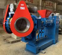 China Manufacturing Plant Motorcycle Inner Tube Extruder for Durable Tyre Tread Production for sale