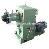 China Hot Feeding Rubber Extruder XJ250 with 250mm Screw Diameter and 4.5 L/D Ratio for sale