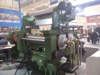 China XK-450 Double Shaft Rubber Two Roll Mixing Mill with Automatic Stock Blender for sale