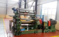 China Rubber Mixing with Two Roll Open Mixing Mill in Right or Left Direction for sale