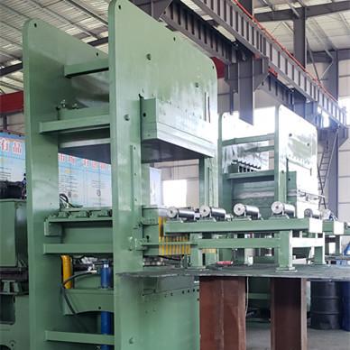 China Commissioning and Training 1200T Bridge Bearing Vulcanizing Press Machine for Production for sale