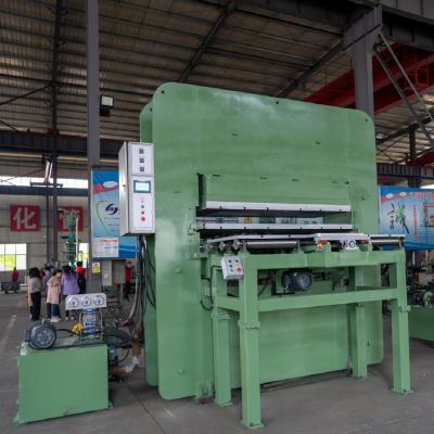 China Rubber Products in XLB-D1350*1350*1/6.00MN Rubber Hydraulic Press with Customized Design for sale