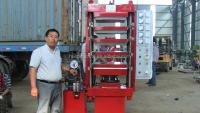 China Blue Green Red Rubber Flooring Tiles Making Vulcanizing Press Machine for sale
