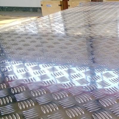 China Aluminum Diamond Checkered Plate 3mm 3003 Embossed Perforated Sheet for Flooring for sale