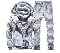 China 100% Polyester Long Sleeve Men's Thickened Hooded Two-Piece Set for Winter Sports for sale