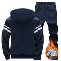 China Thickened Hooded Sweatshirt and Portable Track Suit for Men's Outdoor Activities for sale
