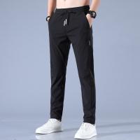 China Flat Front Style Men's Mid Jogging Pants for Basketball Men Thickness Lightweight for sale