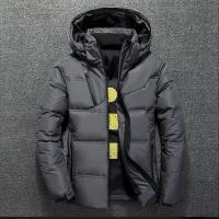 China Sustainable Mountain Warm Jacket Hooded Winter Puffer Snow Coat Windproof Waterproof for sale