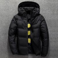 China Sustainable Mountain Warm Jacket Hooded Winter Puffer Snow Coat Windproof Waterproof for sale