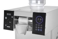 China Electric Rapid Production Bingsu Shave Ice Snow Machine with Fully-automatic Control for sale