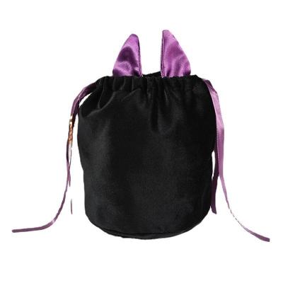 China OEM/ODM Acceptable Halloween Bat Bag with String Bag Decoration and Orange Candy Gift for sale