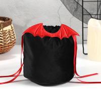 China OEM/ODM Acceptable Halloween Bat Bag with String Bag Decoration and Orange Candy Gift for sale