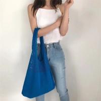 China Customized Color Knitted Fabric Chic Retro Ladies Shoulder Bag for Travel and Outgoing for sale