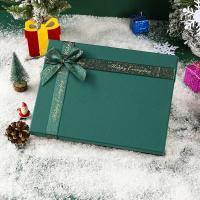 China Recycled Materials Custom Luxury Bridesmaid Gift Box with Ribbon and Various Colors for sale