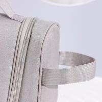 China Customized Color Polyester Hanging Toiletry Bag Perfect for Women's Daily Life Needs for sale