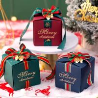China Customized Tote Bag Christmas Paper Gift Box Packaging with Recycled Materials for sale