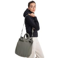 China Newest Fashionable Handbag for Women's Outdoor Activities Waterproof and Breathable for sale
