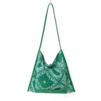 China Open Closure Travel and Outgoing Ethnic Style Ladies Full Paisley Print Shopping Bag for sale