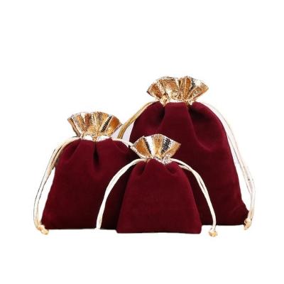 China Luxury Small Velvet Packaging Bag Customized Drawstring for Jewelry and Cosmetics for sale