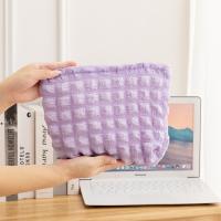 China OEM/ODM Acceptable Cute Puffy Mesh Cosmetic Pouch for Mini Canvas Travel Toiletry Handbags for sale