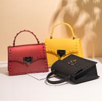 China 2022 Luxury Jelly Purse Newest Fashinable PVC Shoulder Handbag with Zipper Closure for sale