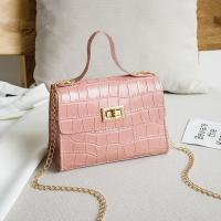 China Customized Color Crocodile Pattern Handbag with Zipper Closure and Luxury Design for sale