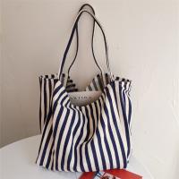 China Custom Logo Accepted Fashionable Harajuku Zipper Print Shoulder Bags for Women for sale