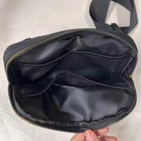 China Outdoor Sports Workout Running Chest Dog Bum Bag for Women Custom Nylon Cross Body for sale
