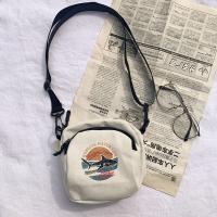 China Fashion Canvas Messenger Bag for Daily Life Long Strip and OEM/ODM Acceptable for sale