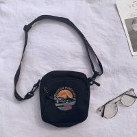 China Fashion Canvas Messenger Bag for Daily Life Long Strip and OEM/ODM Acceptable for sale
